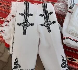 Sumane și veste tradiționale – Ciunki Artizanat