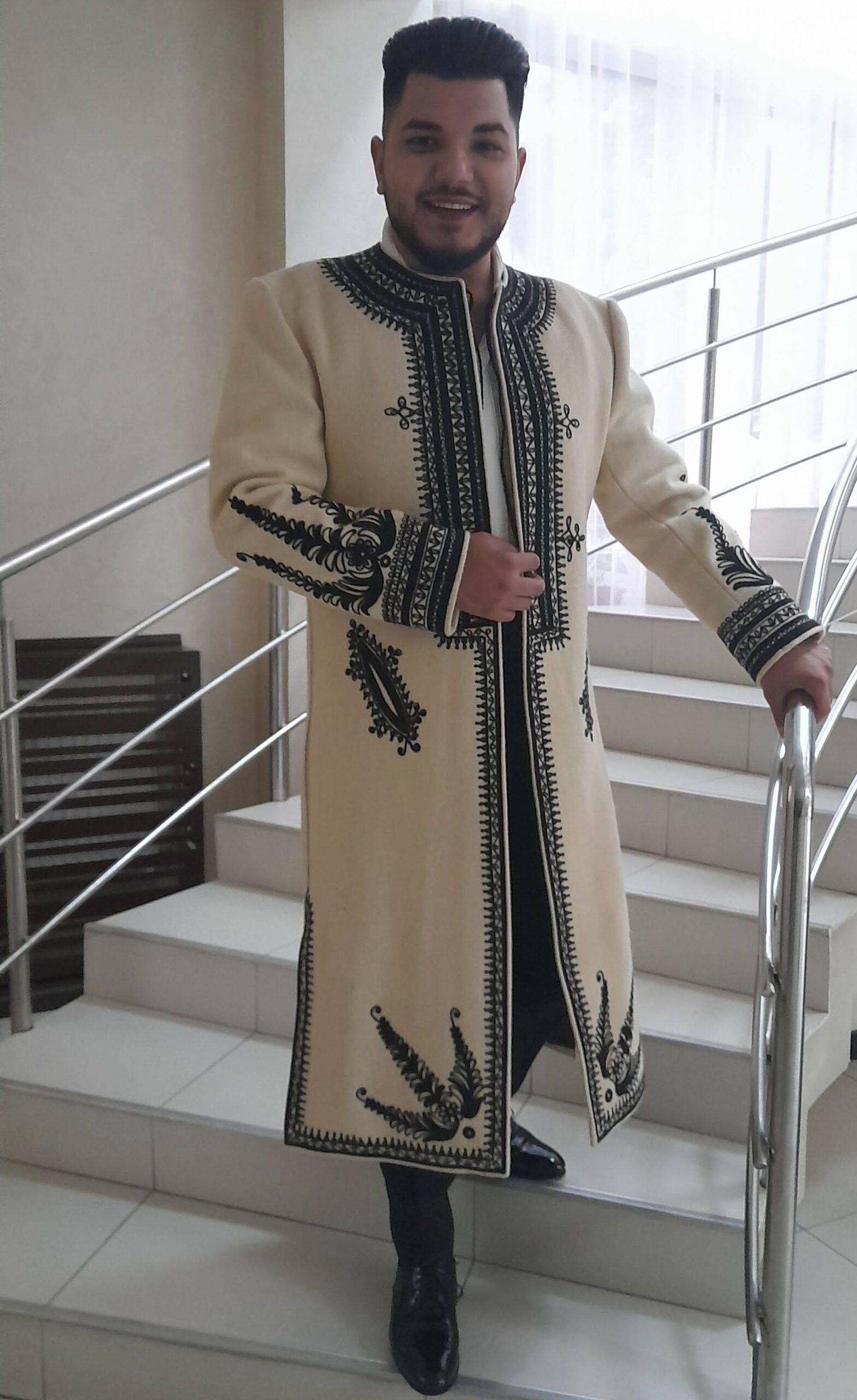 Suman tradițional bărbați – Sumane și veste tradiționale